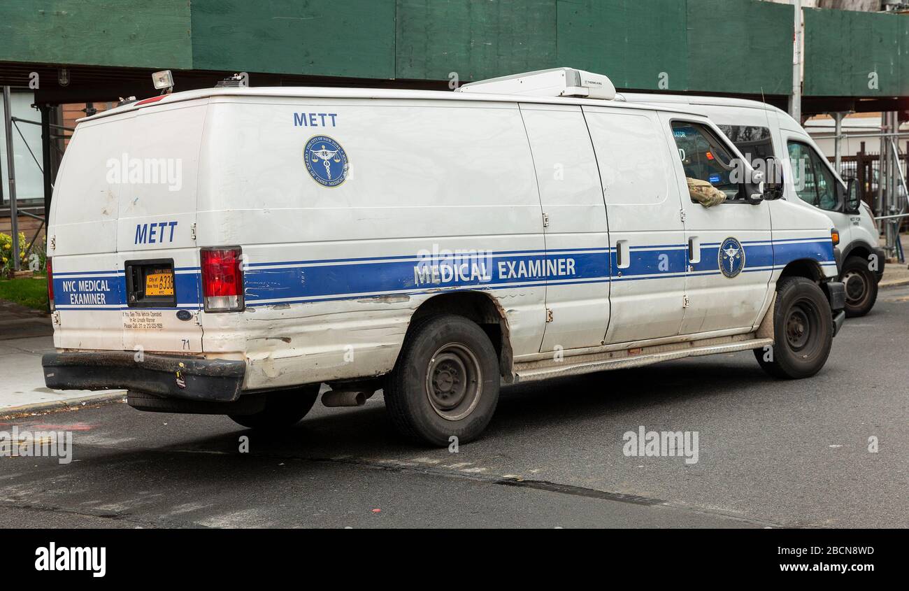 Medical examiner vehicle hi-res stock photography and images - Alamy