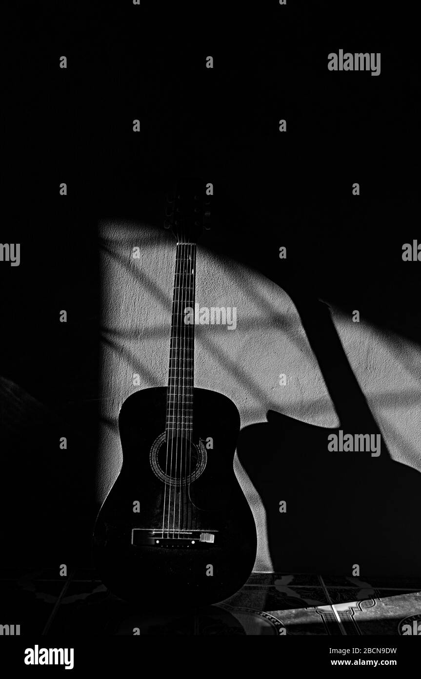 Guitar vector hi-res stock photography and images - Alamy