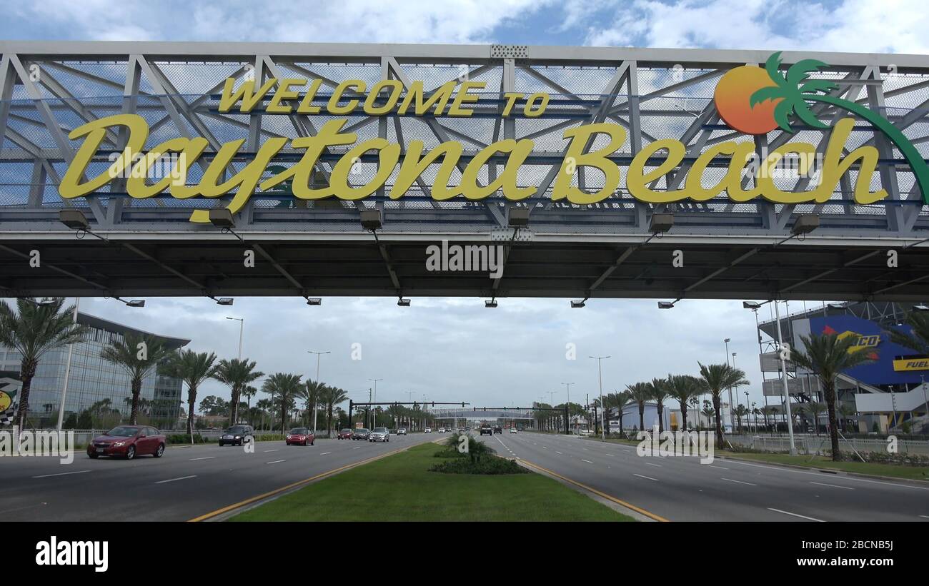 Welcome daytona beach sign daytona hi-res stock photography and images ...
