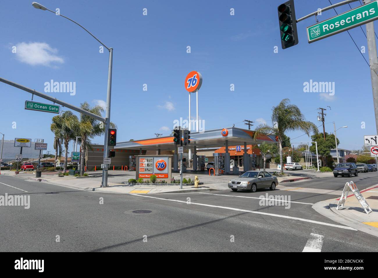 Union 76 gas station hi-res stock photography and images - Alamy