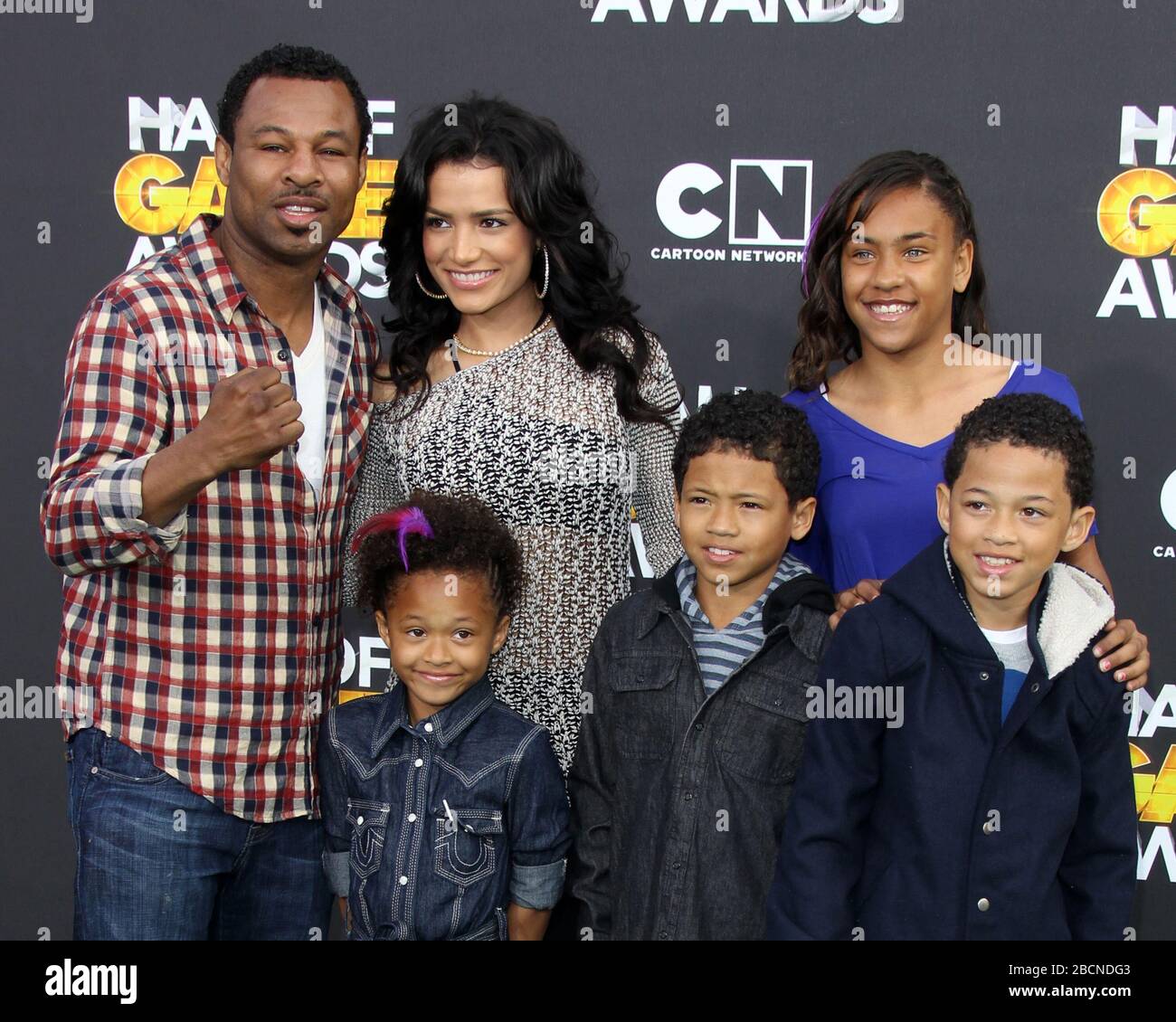 Shane mosley family 2012 cartoon hi-res stock photography and images ...