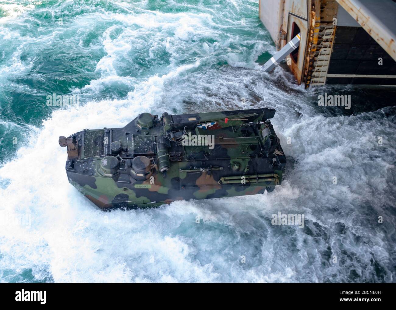 Aav 7 amphibious assault vehicle hi-res stock photography and images ...