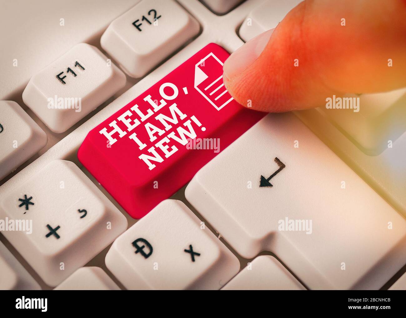 Introducing new student hi-res stock photography and images - Alamy