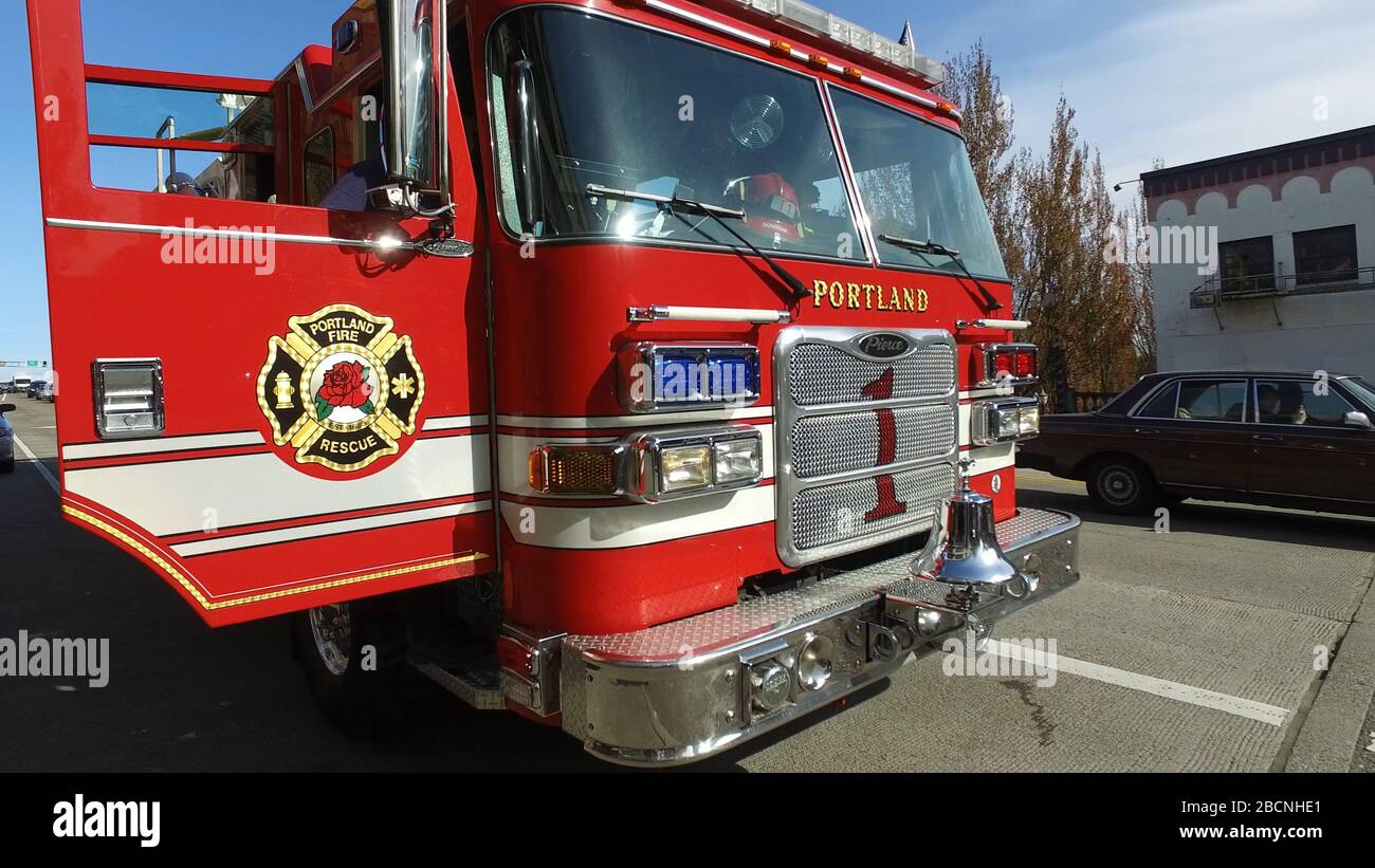 Portland fire and rescue hi-res stock photography and images - Alamy