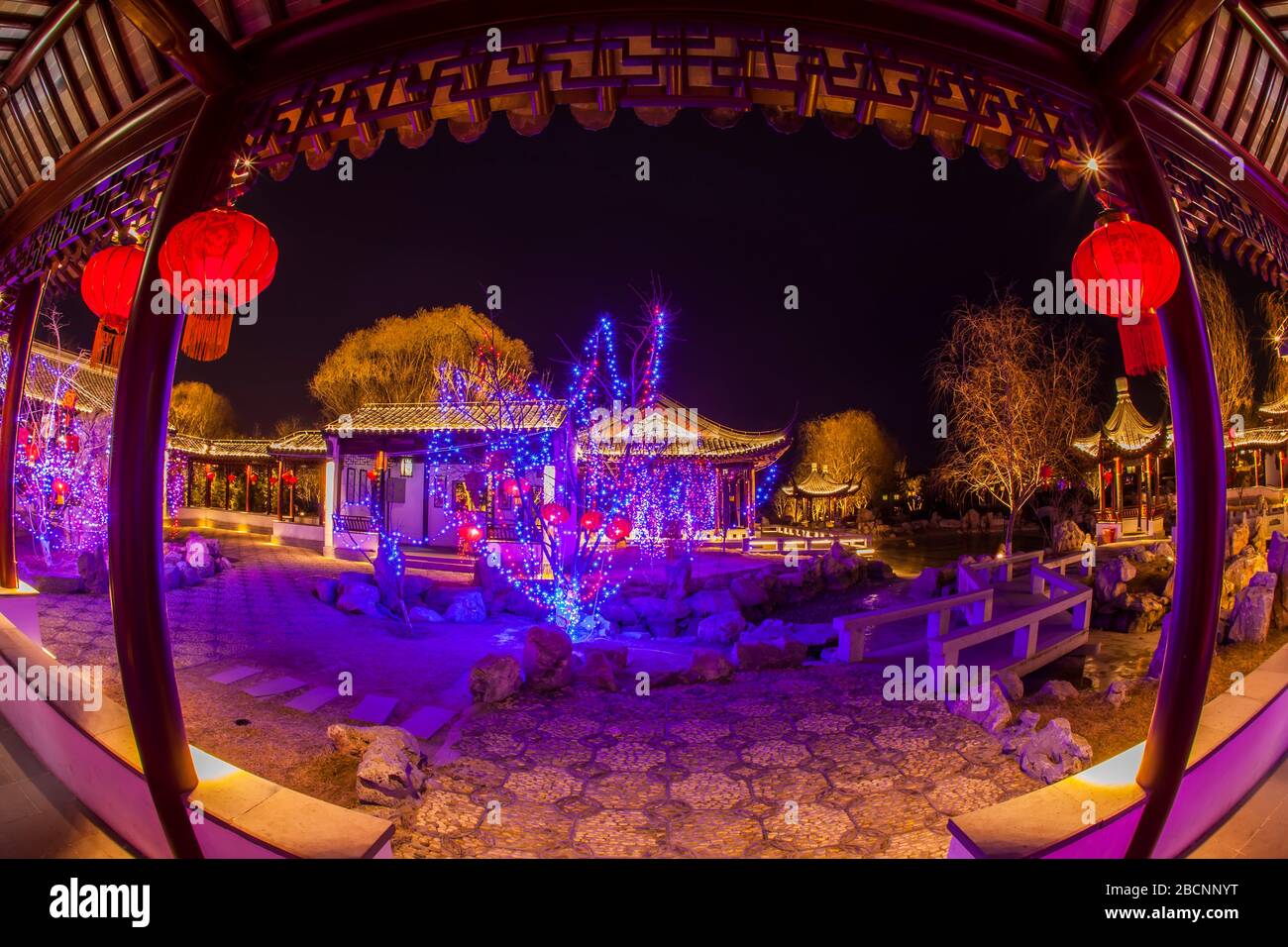 Chinese traditional buildings at night Stock Photo - Alamy