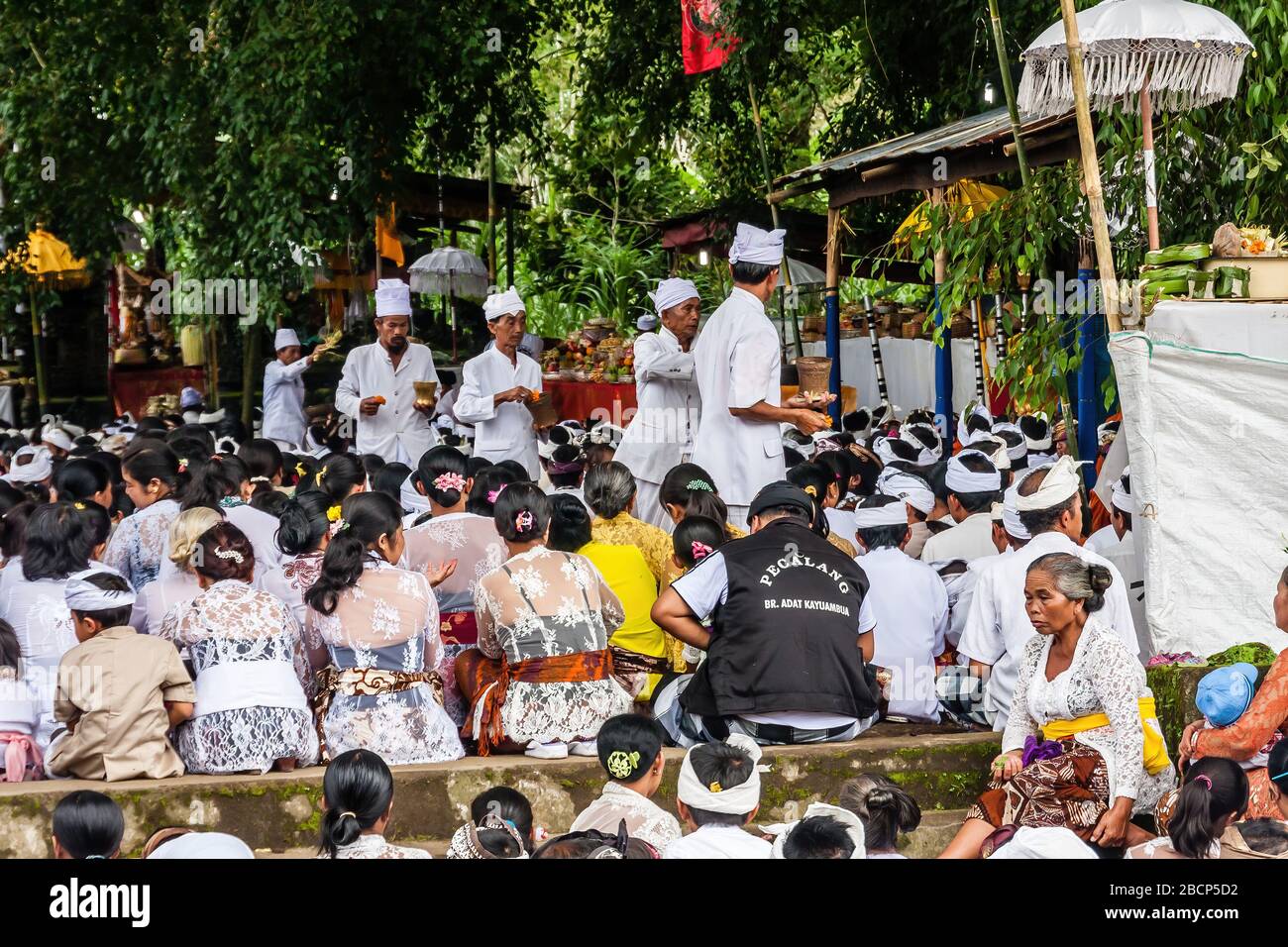 Balinese Hindu devotees praying during the religious ceremony Stock ...