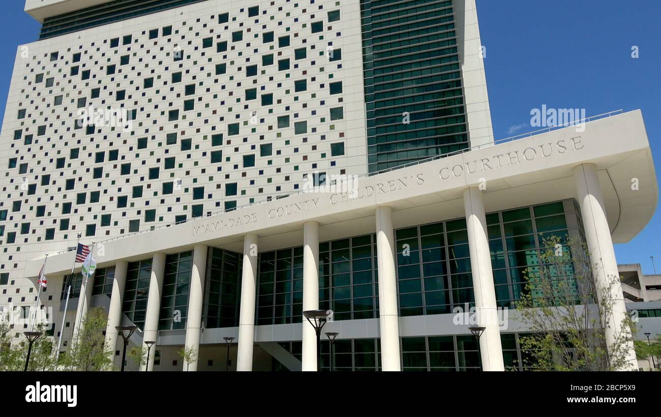 Miami Dade County Childrens Courthouse Stock Photo - Alamy