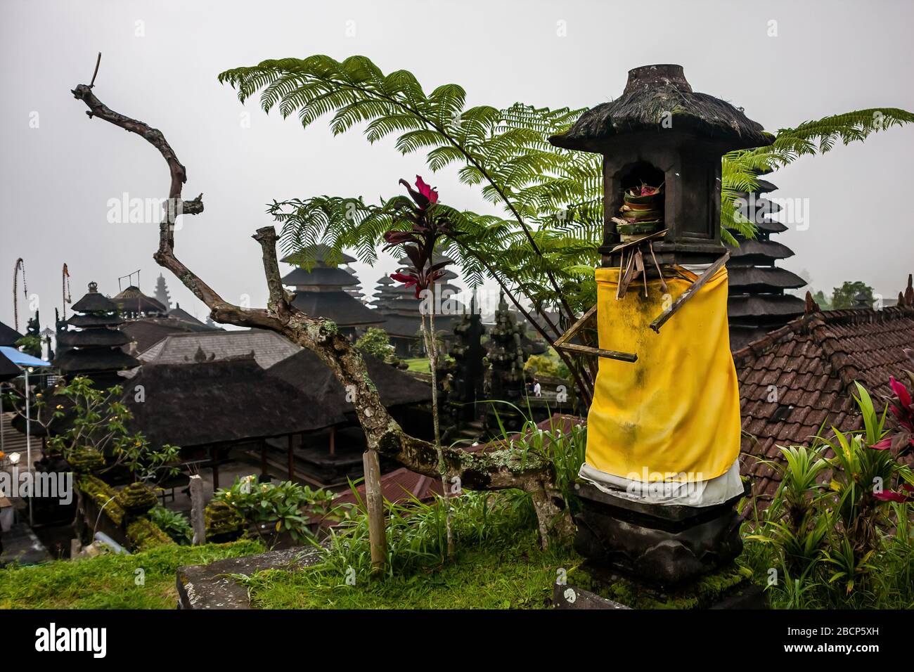Sarong bali hi-res stock photography and images - Alamy