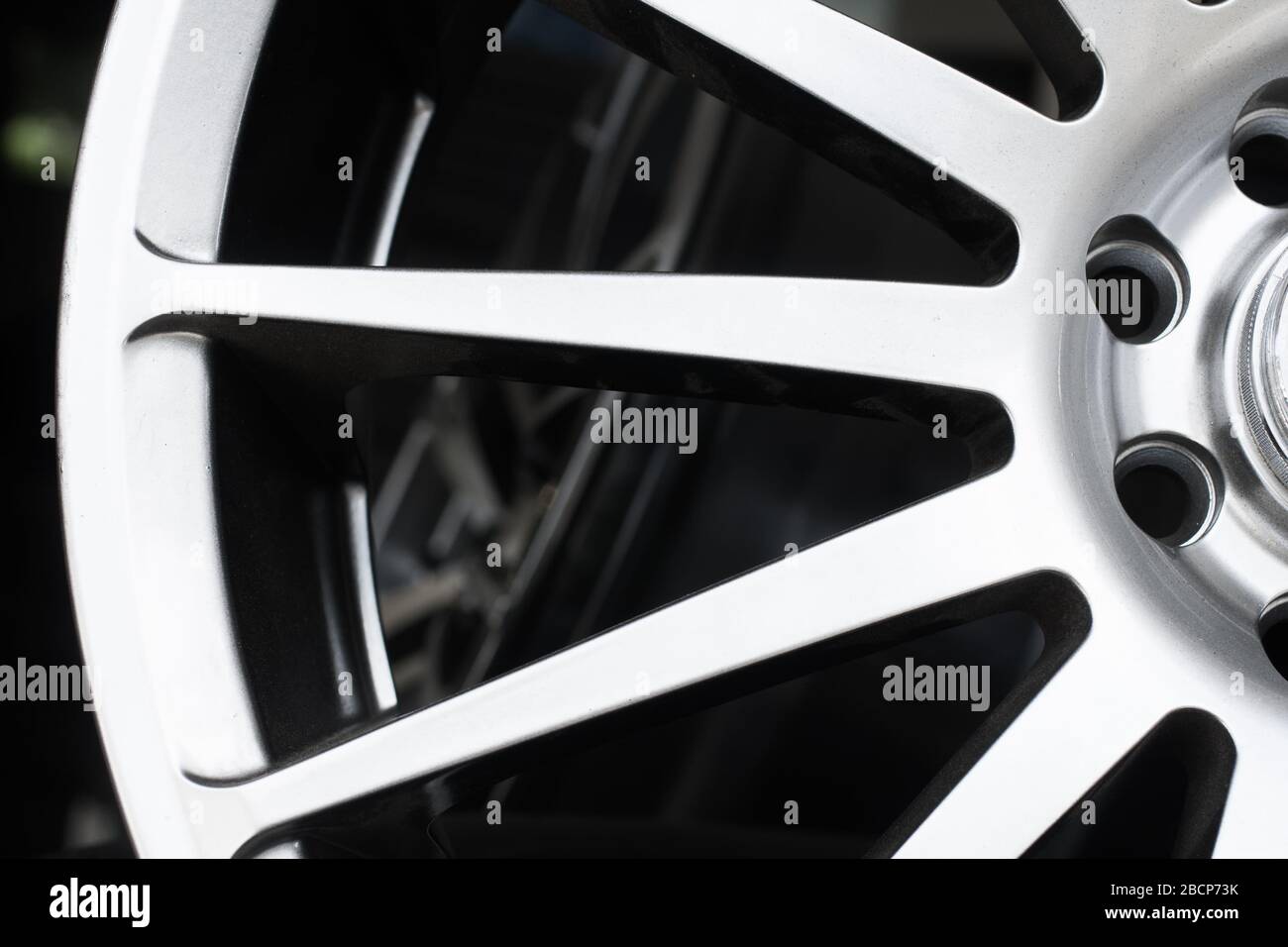 Chrome Car Wheel. Close up photo Stock Photo - Alamy