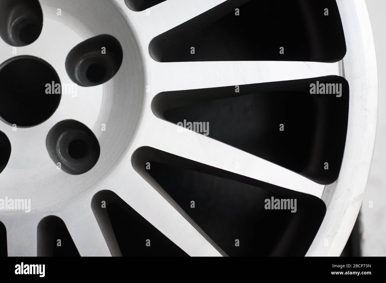 Chrome Car Wheel. Close up photo Stock Photo - Alamy