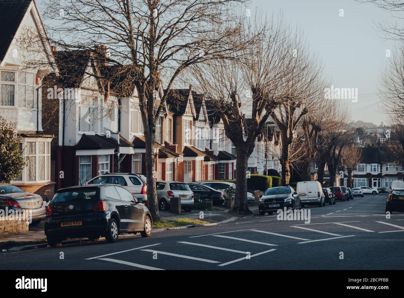 Palmers green houses hi-res stock photography and images - Alamy