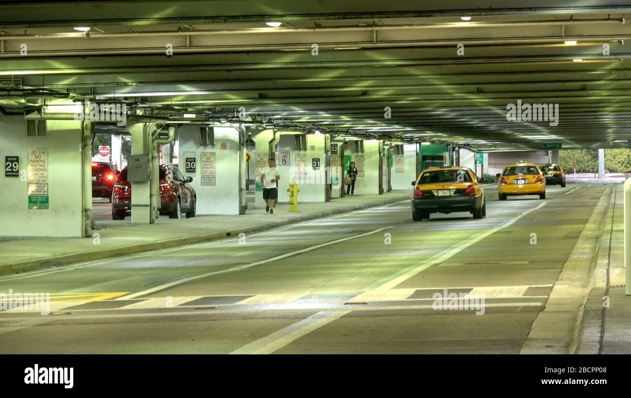 Rental car drop off hi-res stock photography and images - Alamy