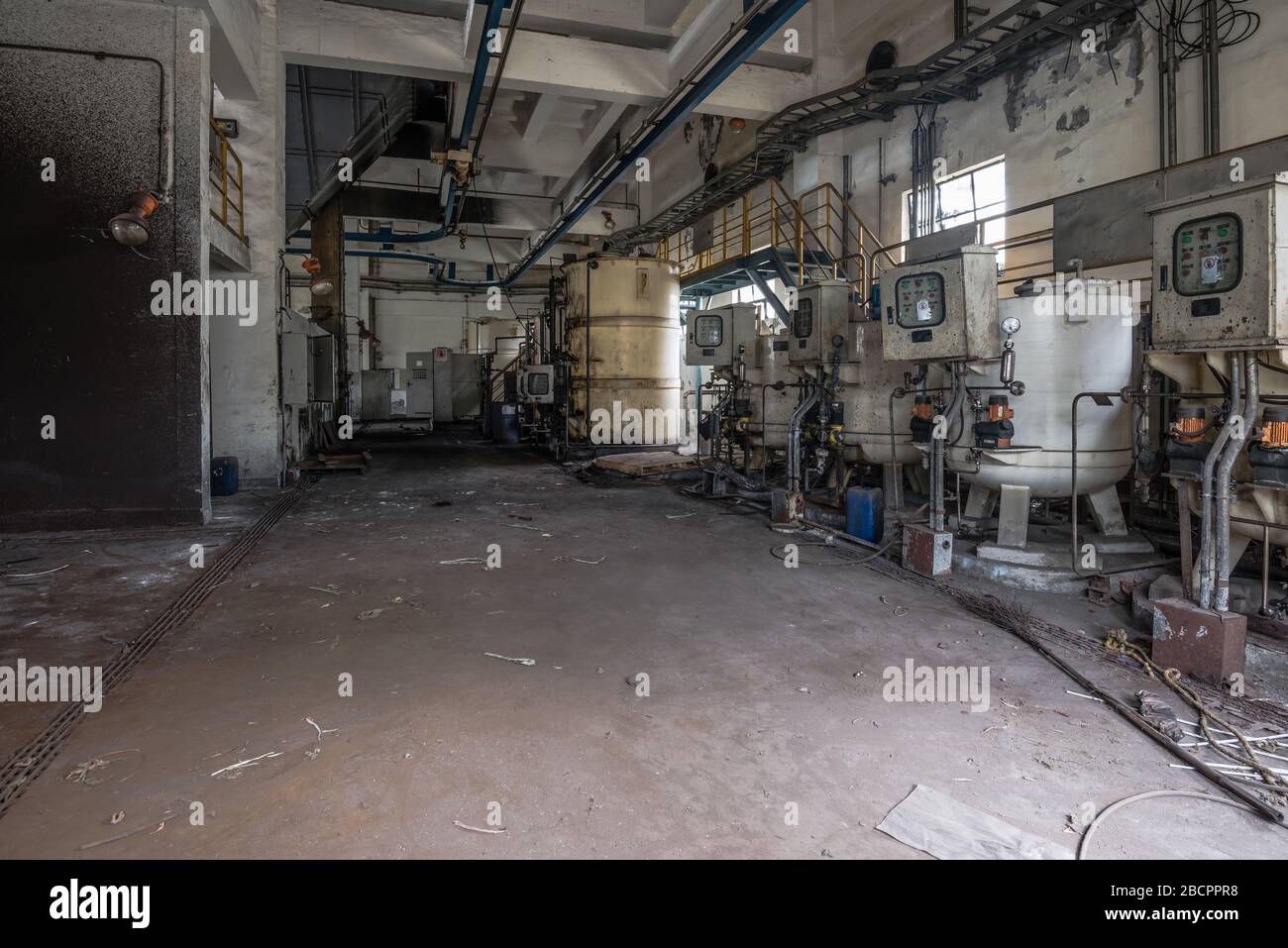 Chemical storage room hi-res stock photography and images - Alamy