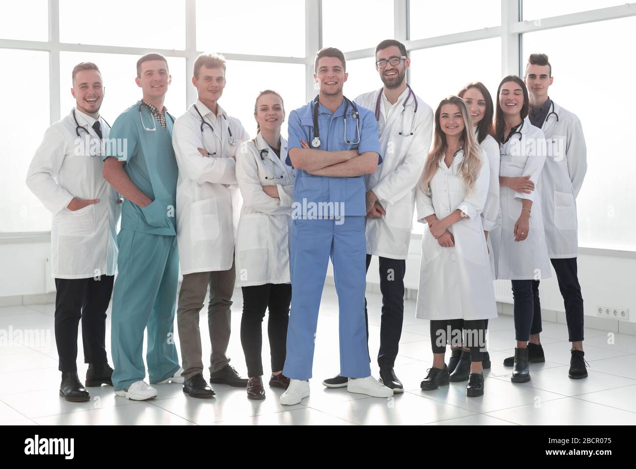 in full growth. group of medical professionals standing together Stock ...