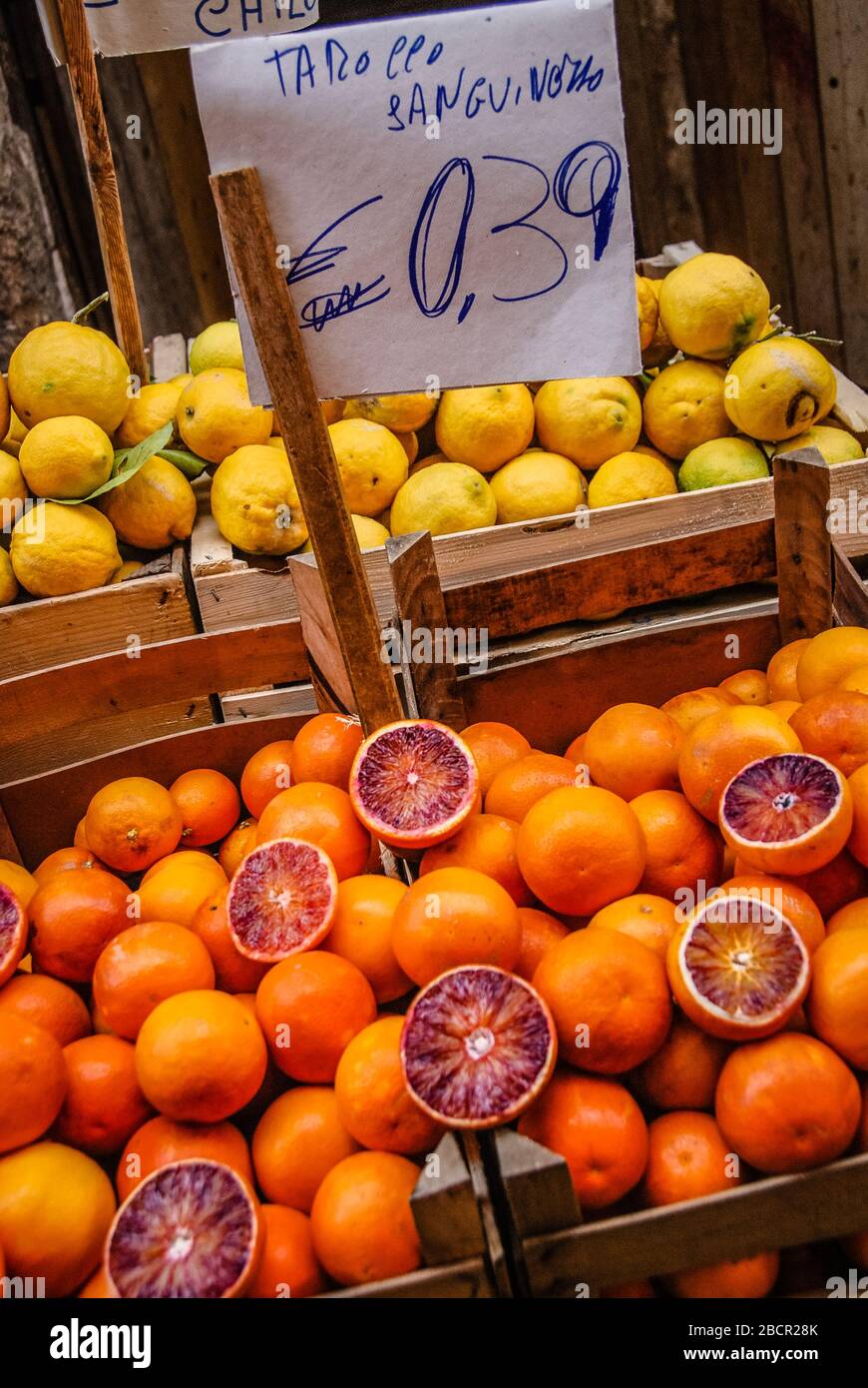 Sicily orange oranges hi-res stock photography and images - Alamy