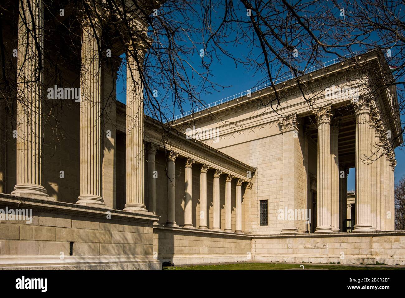 Hungary, Budapest - Heroes' Square. Museum of Fine Arts. On the north ...