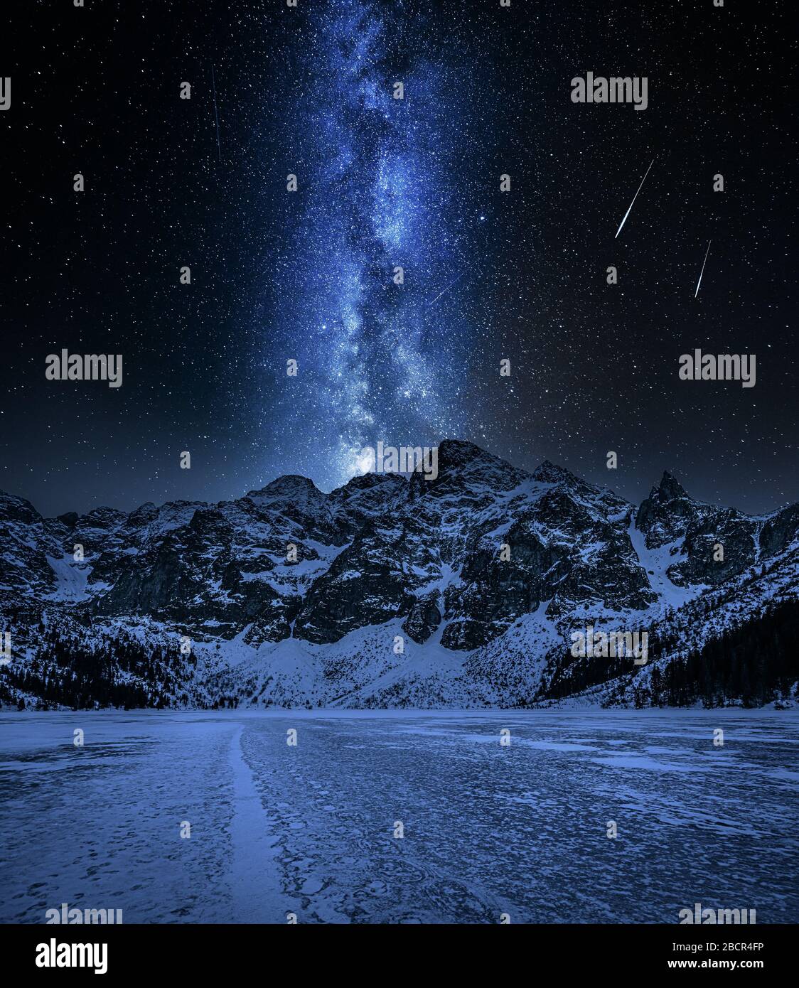 Morskie oko lake snowy mountain hi-res stock photography and images - Alamy