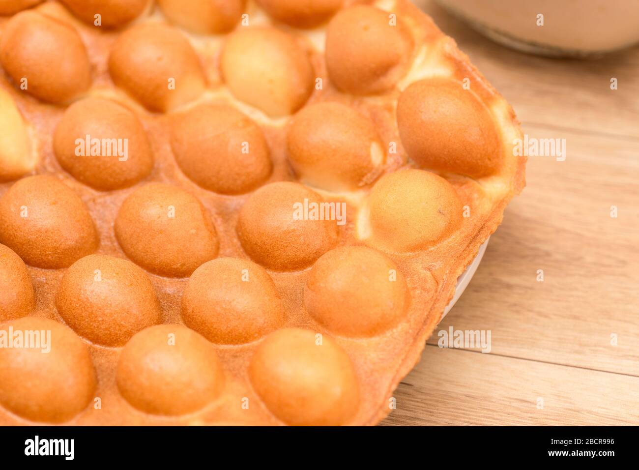 Traditional Hong Kong waffle soft and crunchy from oven, Hong Kong Egg ...
