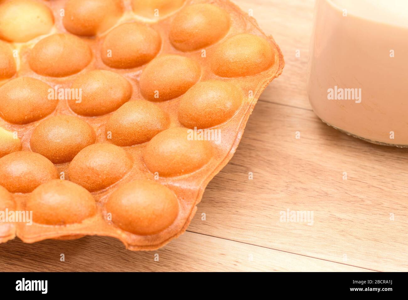 Traditional Hong Kong waffle soft and crunchy from oven, Hong Kong Egg ...
