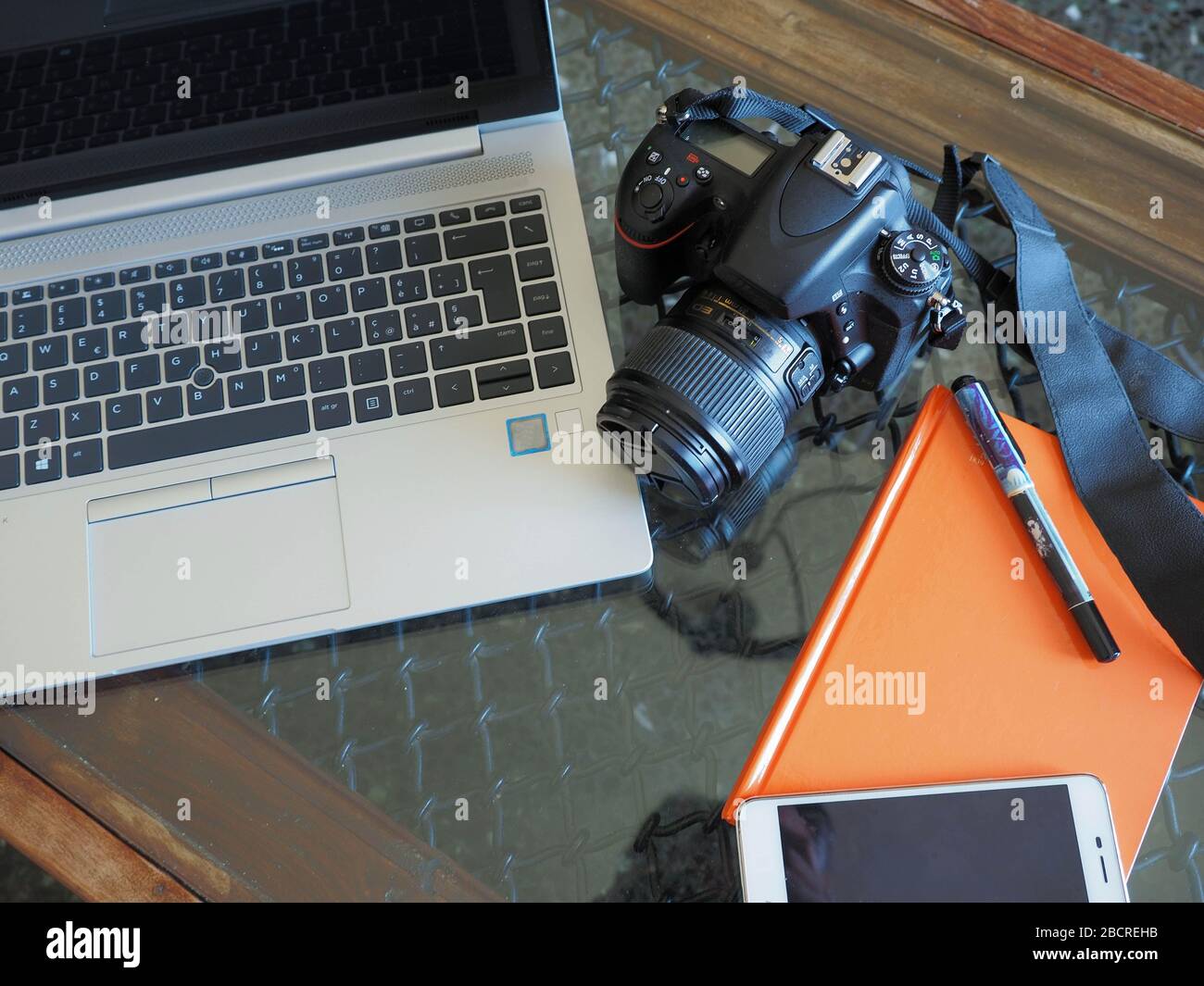Smart desk setup hi-res stock photography and images - Alamy