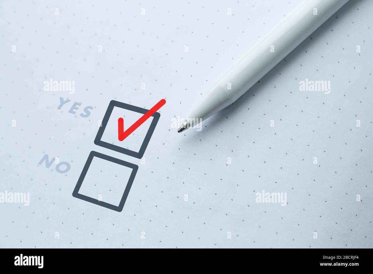 Tick cross checklist vote voting hi-res stock photography and images ...