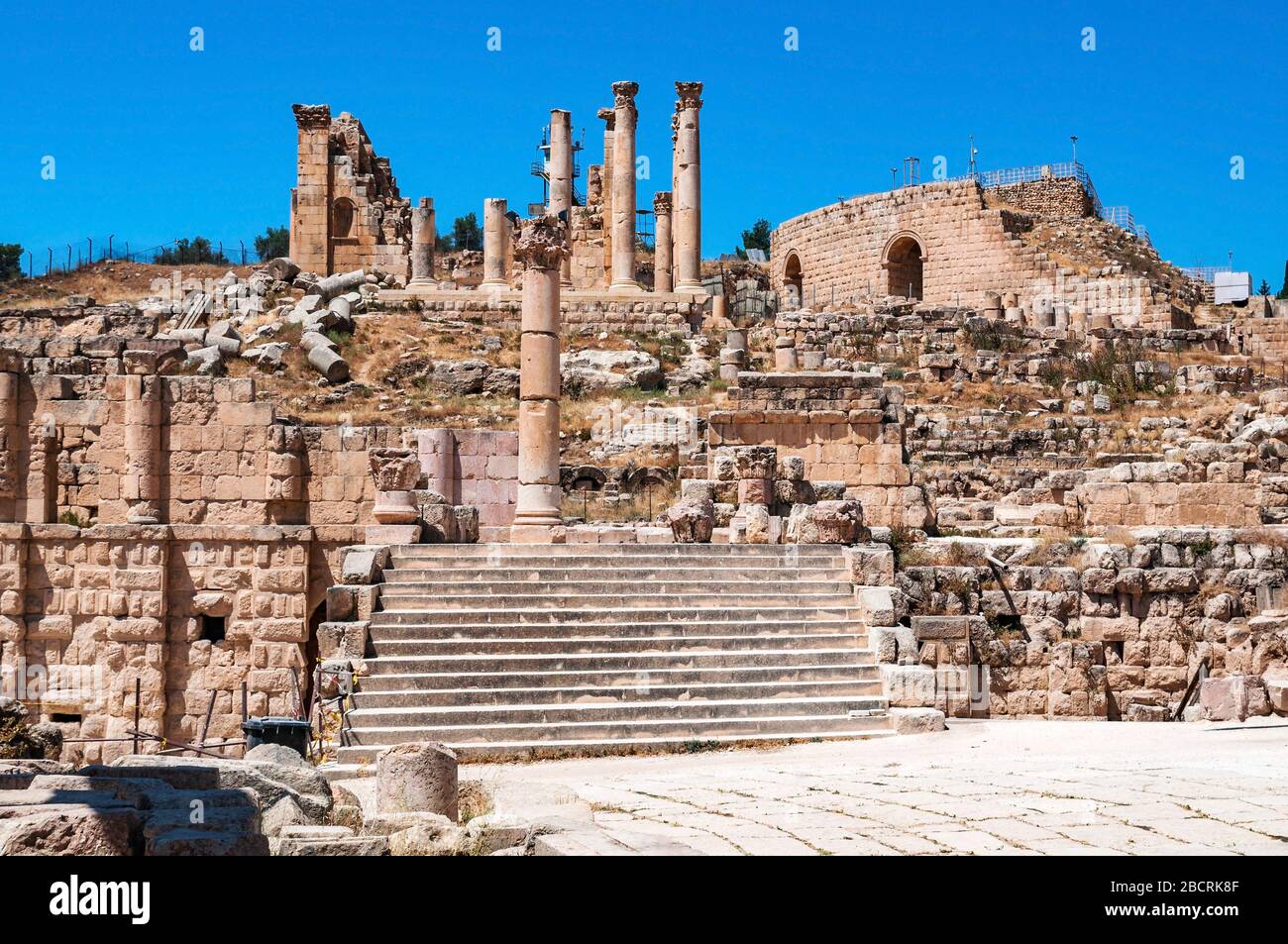 cardo maximus at jerash, jordan Stock Photo - Alamy