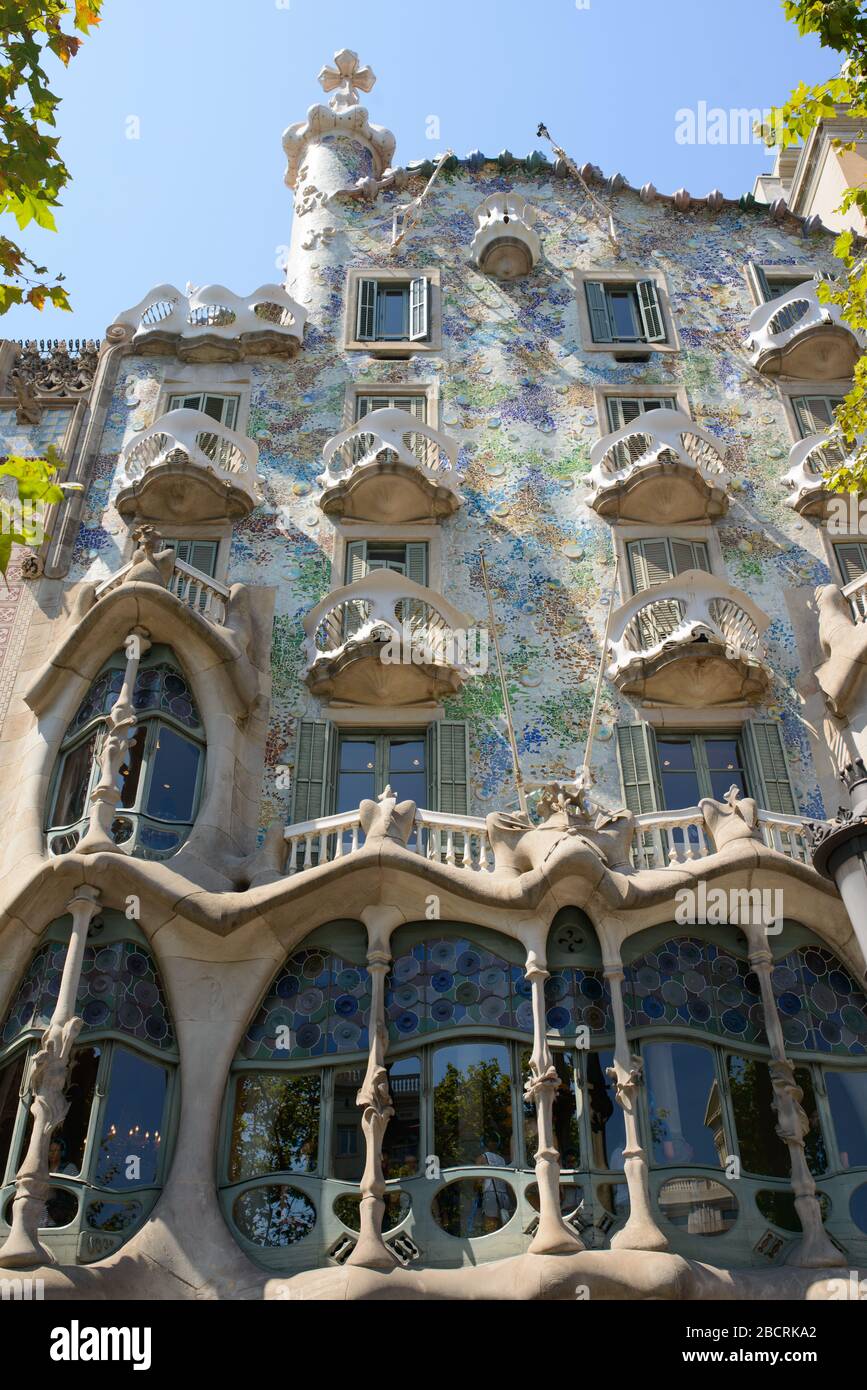 Casa Batllo in Barcelona was designed by Antoni gaudí in 1904 for the ...