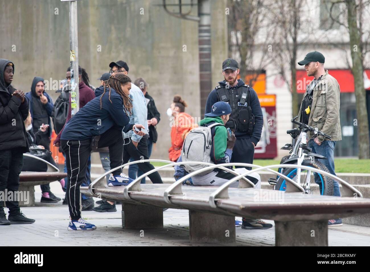 Plain clothes police uk hi-res stock photography and images - Alamy