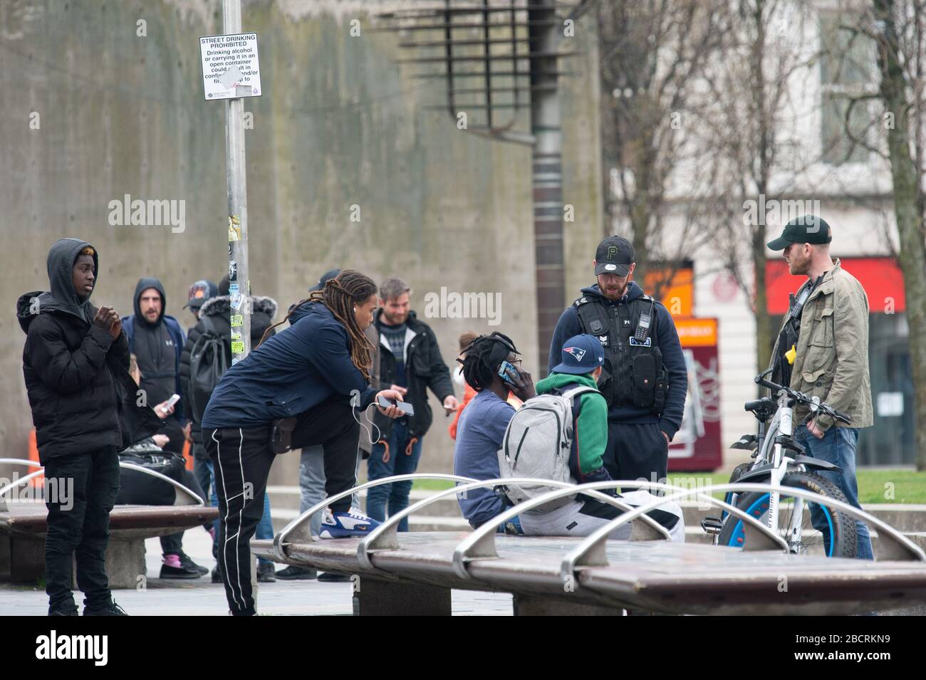 Plain clothes police hi-res stock photography and images - Alamy