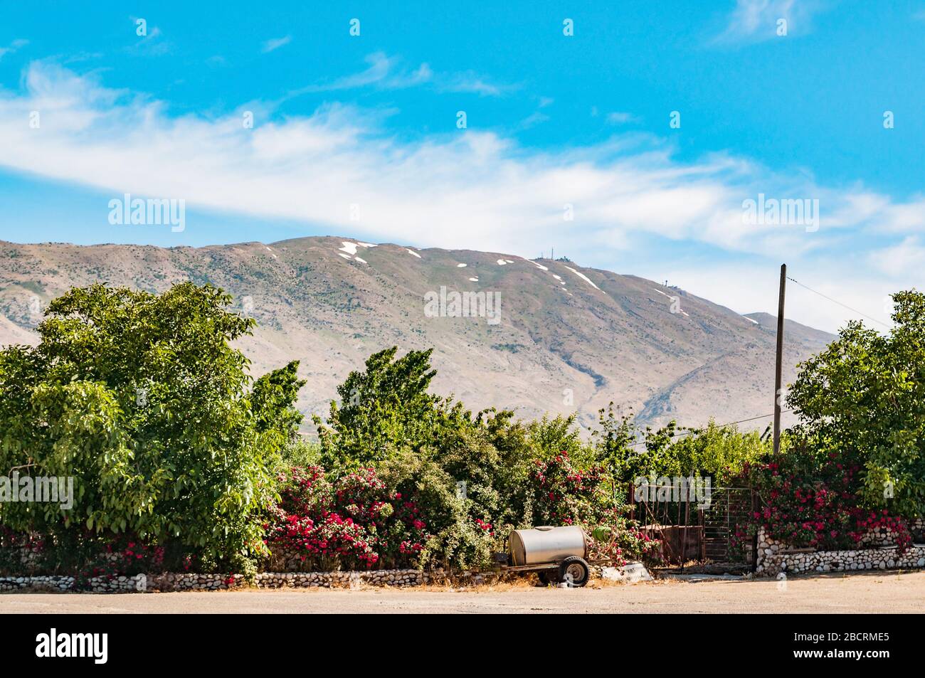 View golan heights hi-res stock photography and images - Alamy