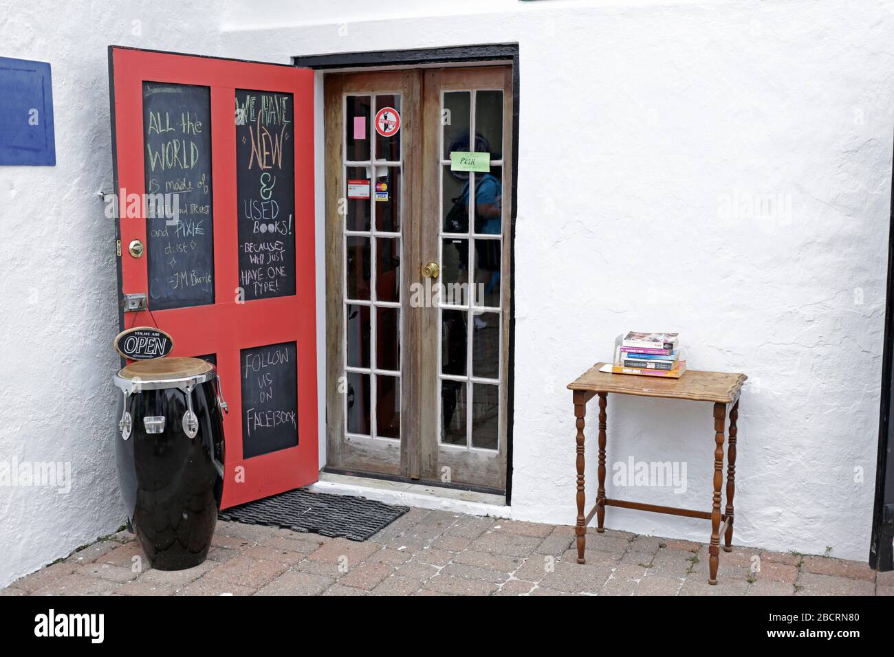 Old traditional bermuda house hi-res stock photography and images - Alamy