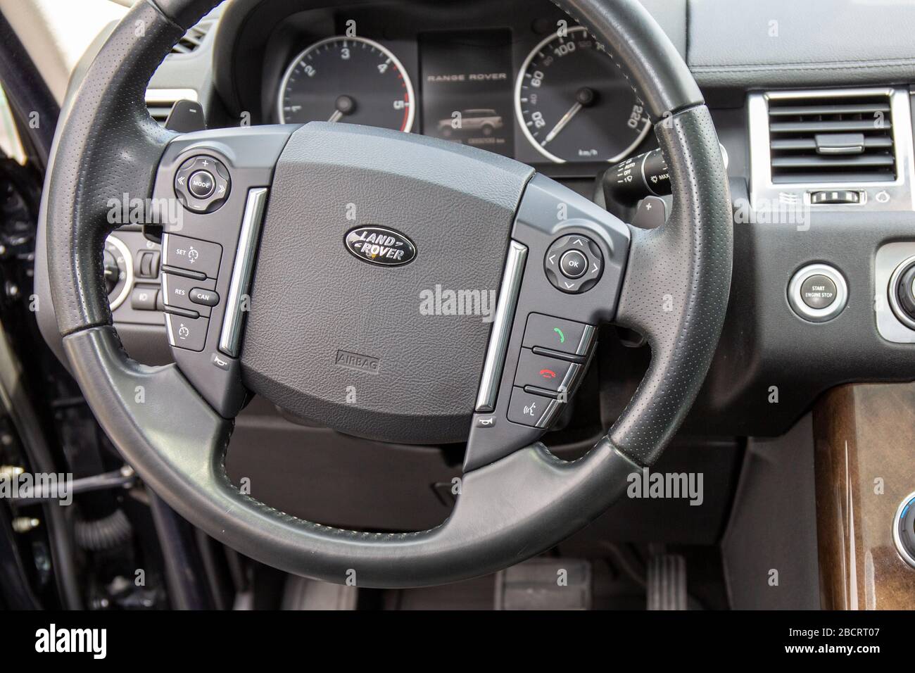 Bordeaux , Aquitaine / France - 03 03 2020 : range rover steering wheel ...