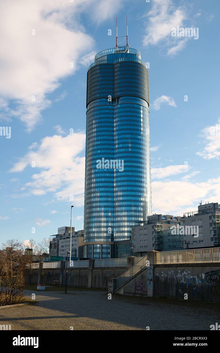 Millennium Tower in Wien Brigittenau an der Donau Stock Photo - Alamy