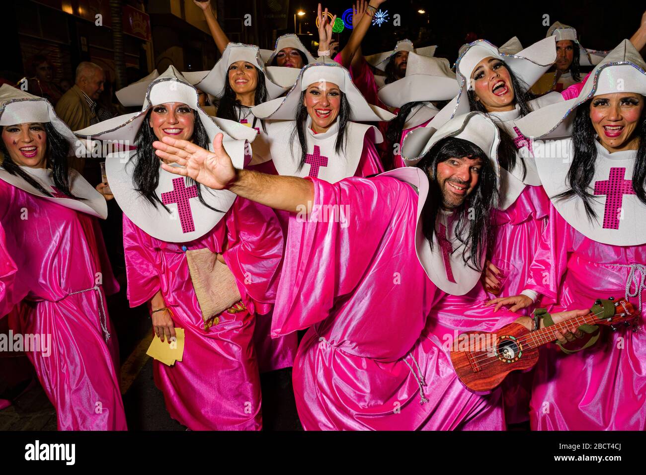 Costumed nuns hi-res stock photography and images - Alamy