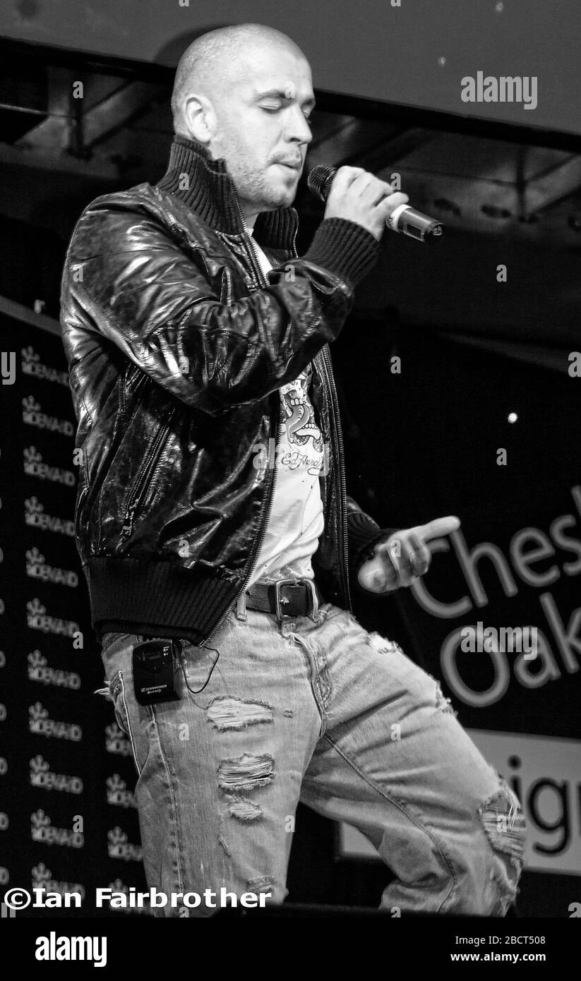 Shayne ward and coronation street hi-res stock photography and images ...