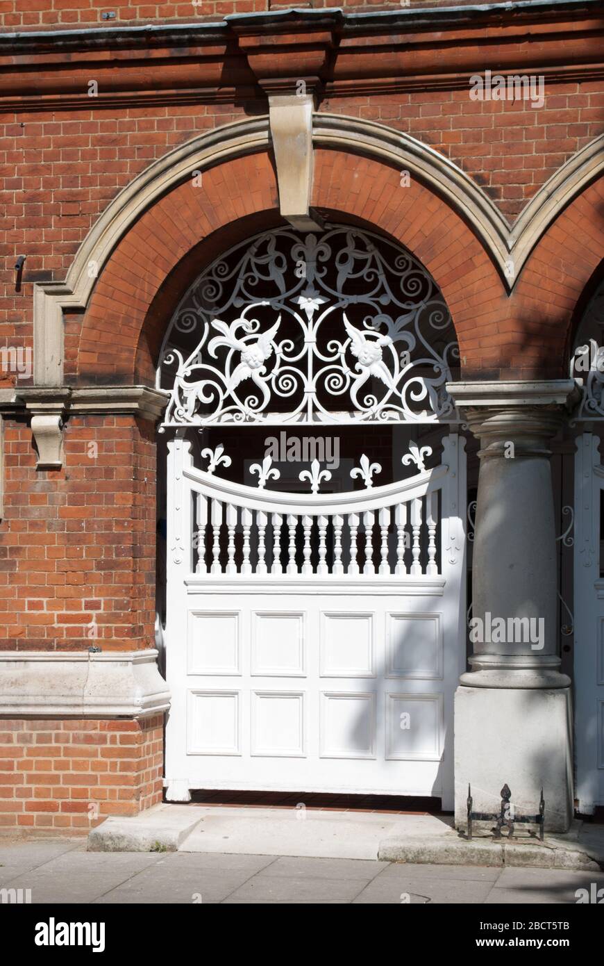 Sir michael arthur hi-res stock photography and images - Alamy