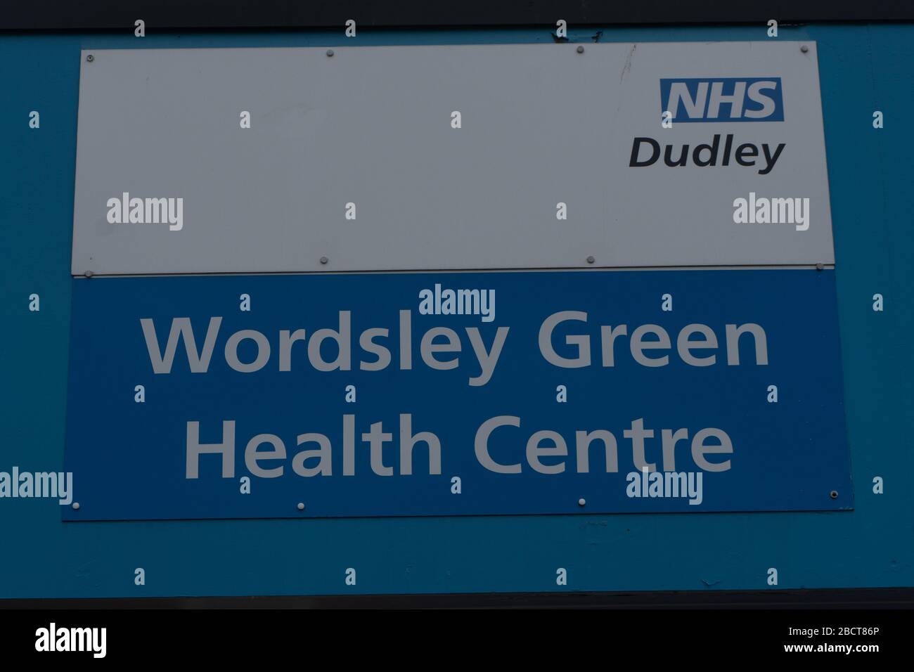 Wordsley Health Centre, NHS, Dudley. Sign outside building. West ...