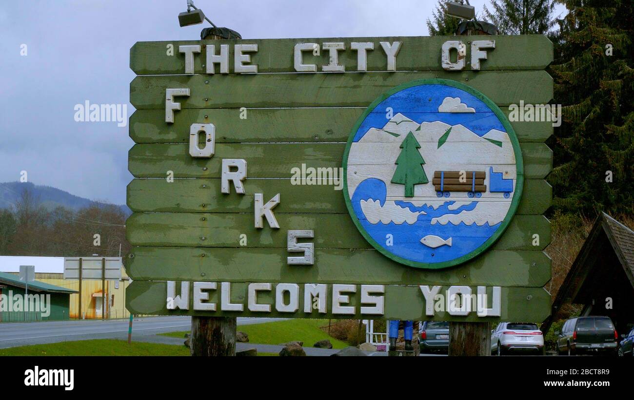 Welcome sign at the city of Forks - FORKS, WASHINGTON - APRIL 13, 2017 ...
