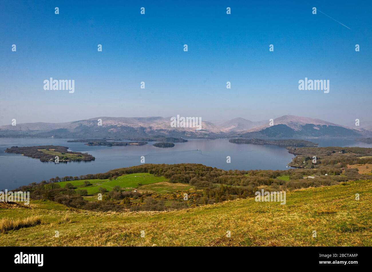 View from Conic hill in Scotland. Beautiful mountains with a lake Stock ...