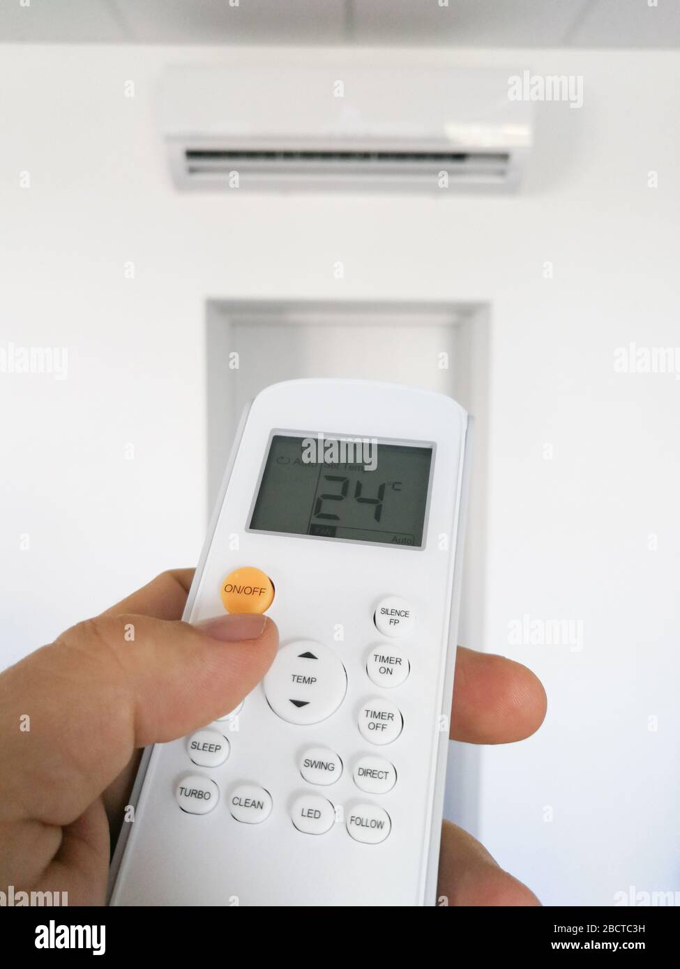 Adjusting temperature hi-res stock photography and images - Alamy