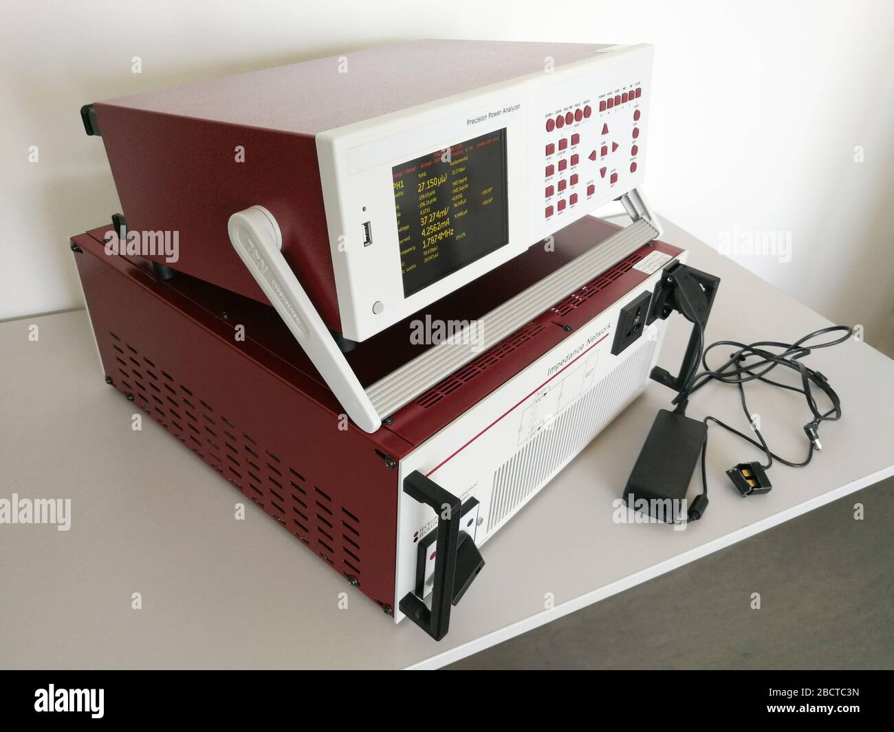 Harmonics hi-res stock photography and images - Alamy