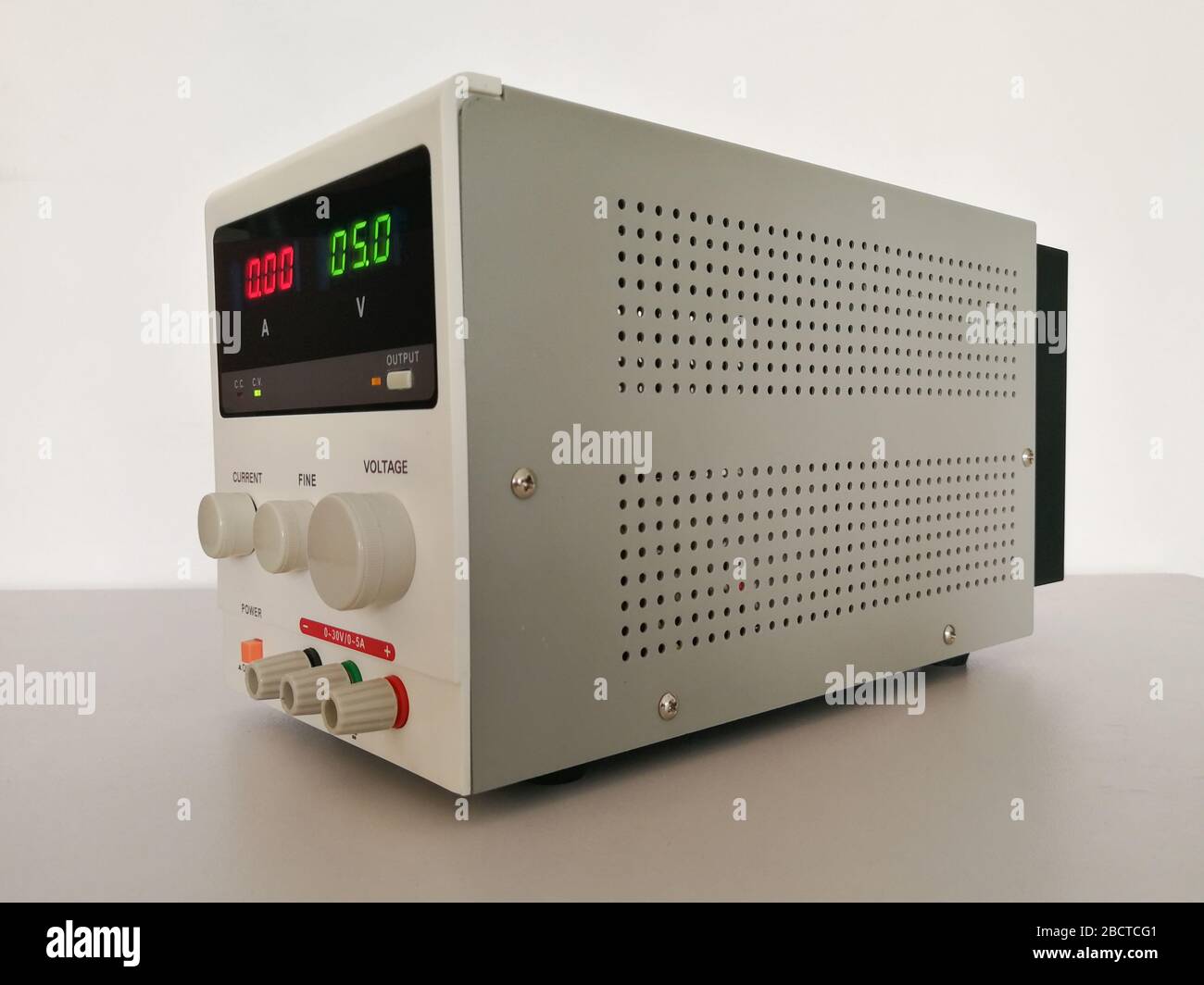 Precise variable voltage and current power supply used in prototyping ...