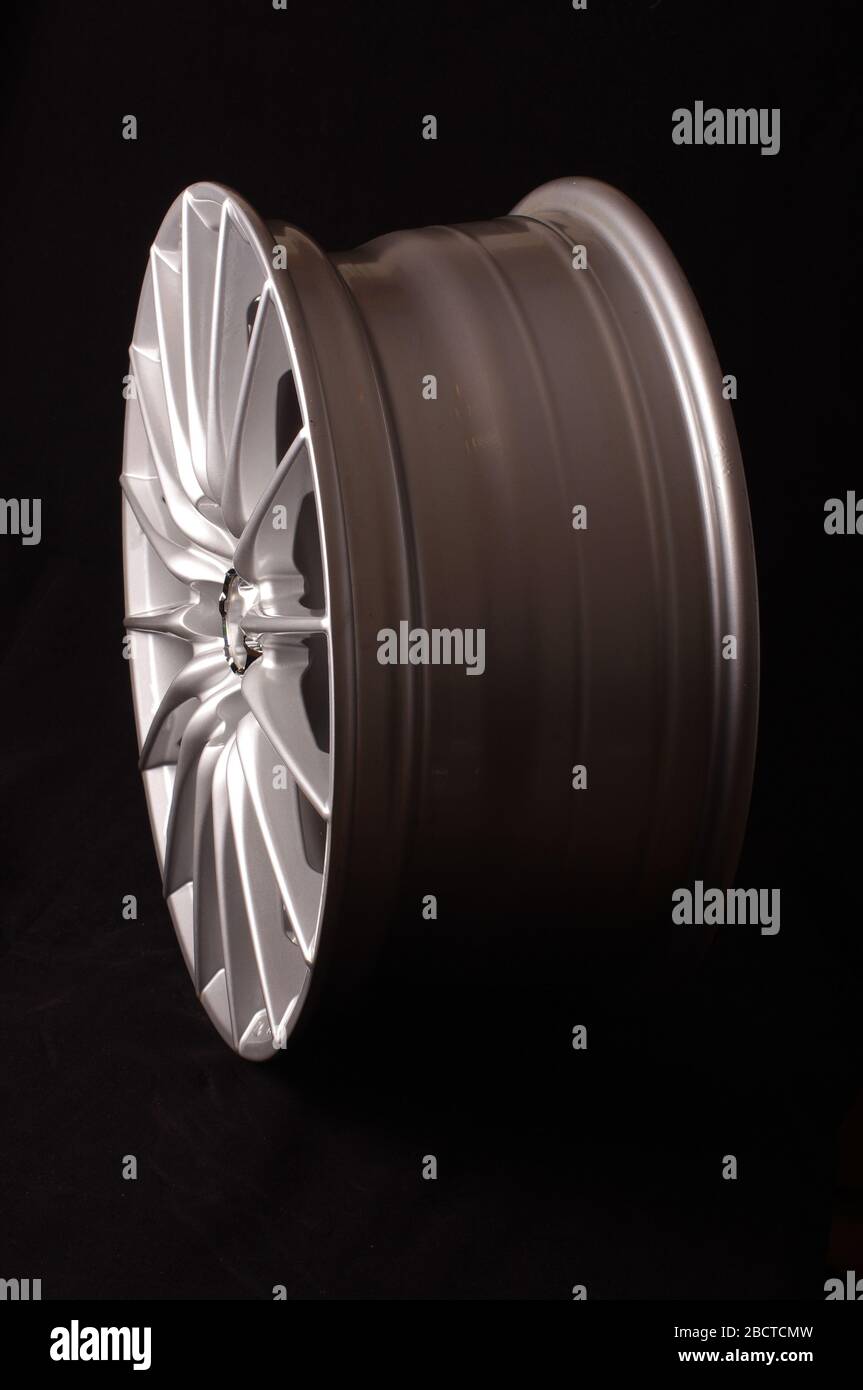 Aluminum rims hi-res stock photography and images - Alamy