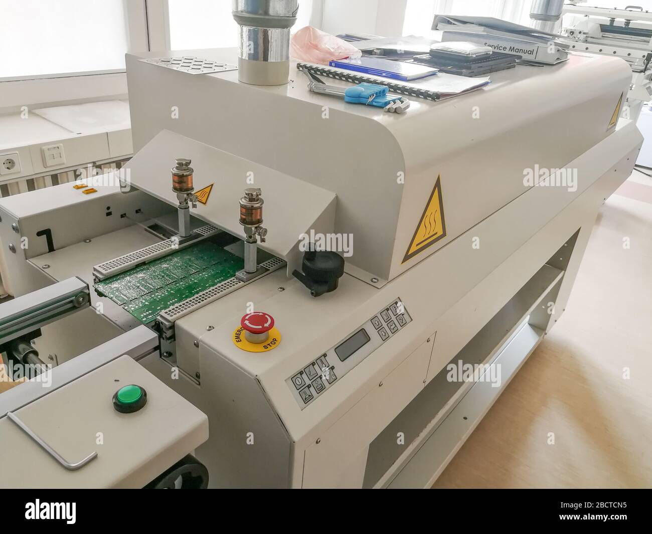 Reflow pcb hi-res stock photography and images - Alamy