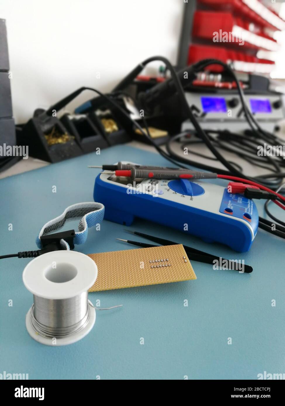 Desktop view of elektronics design and development workshop with ...