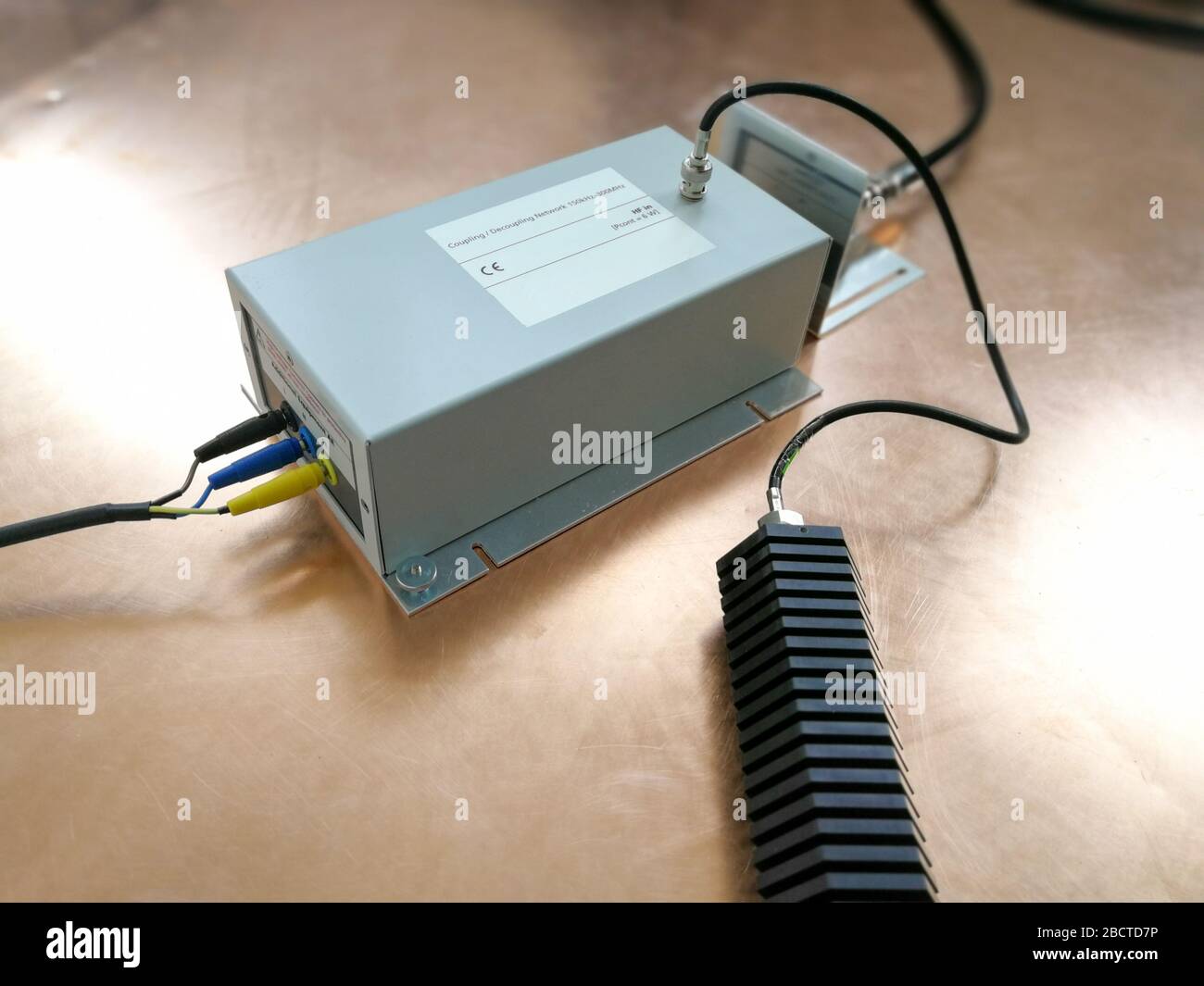 Coupling decoupling network for conducted immunity test for ...