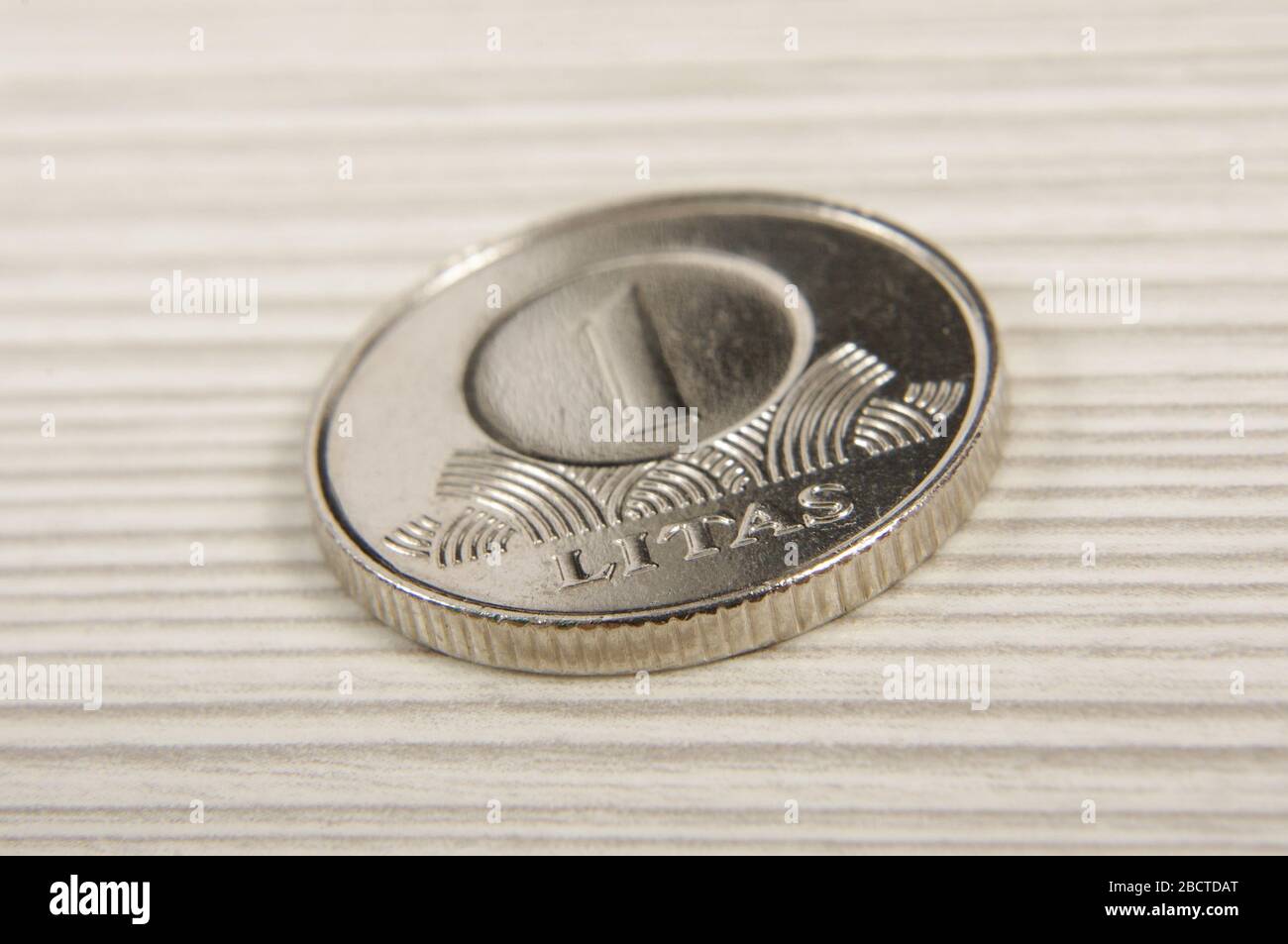 Historical Lithuanian coin of one litas Stock Photo - Alamy