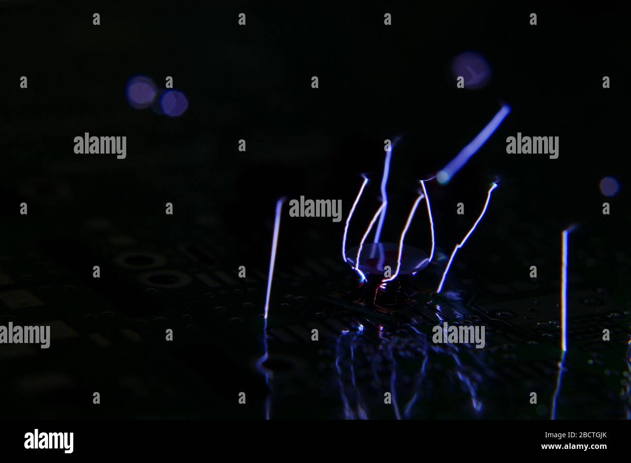 Electrostatic pulse hi-res stock photography and images - Alamy