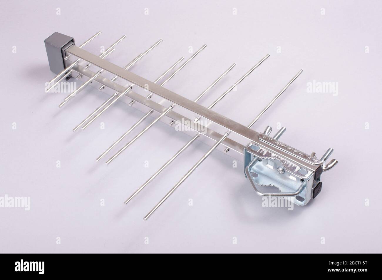 Isolated log periodic antenna for UHF tv Stock Photo - Alamy