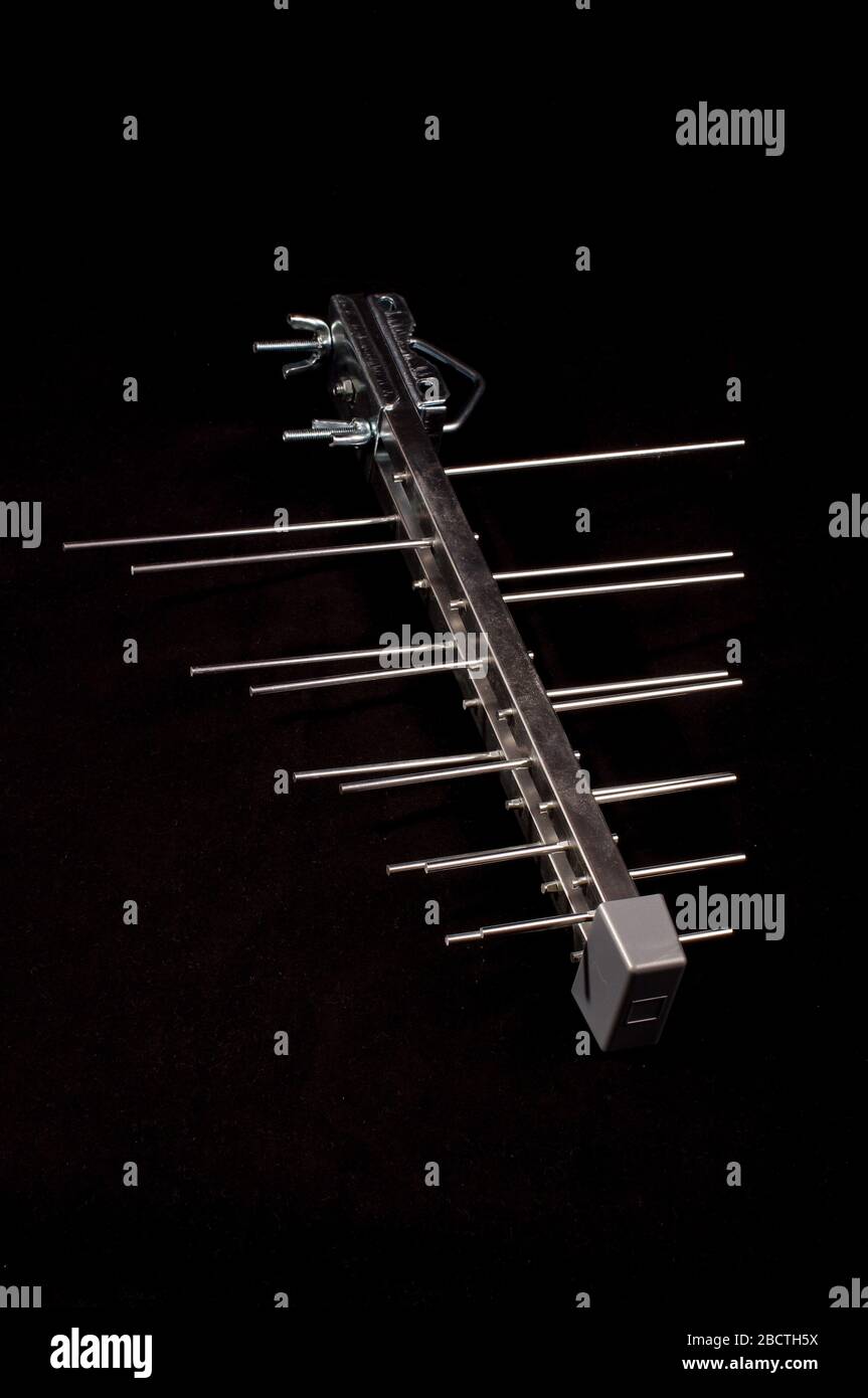 Isolated log periodic antenna for UHF tv Stock Photo - Alamy